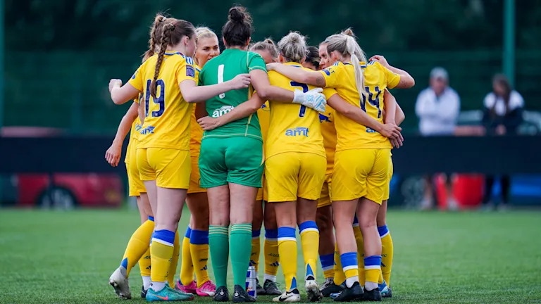 Report Stockport County Ladies 2 2 Leeds United Women Leeds United
