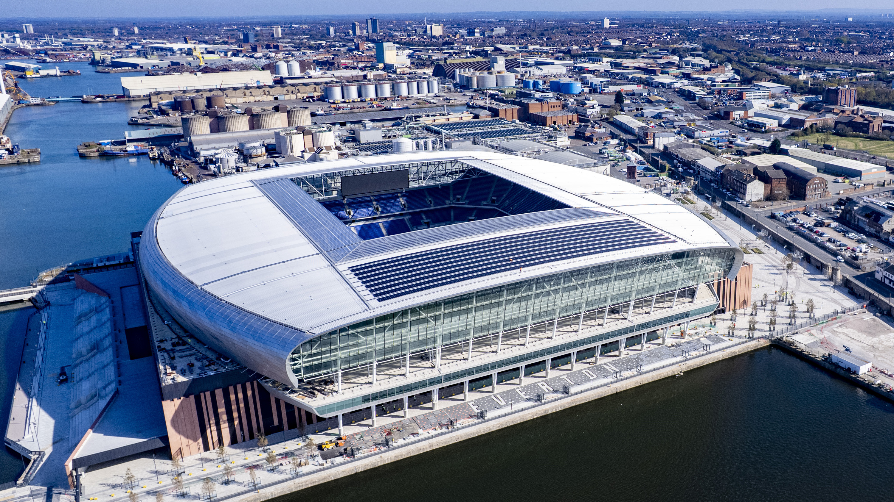 Leeds United 2025/26 Retained List - Leeds United