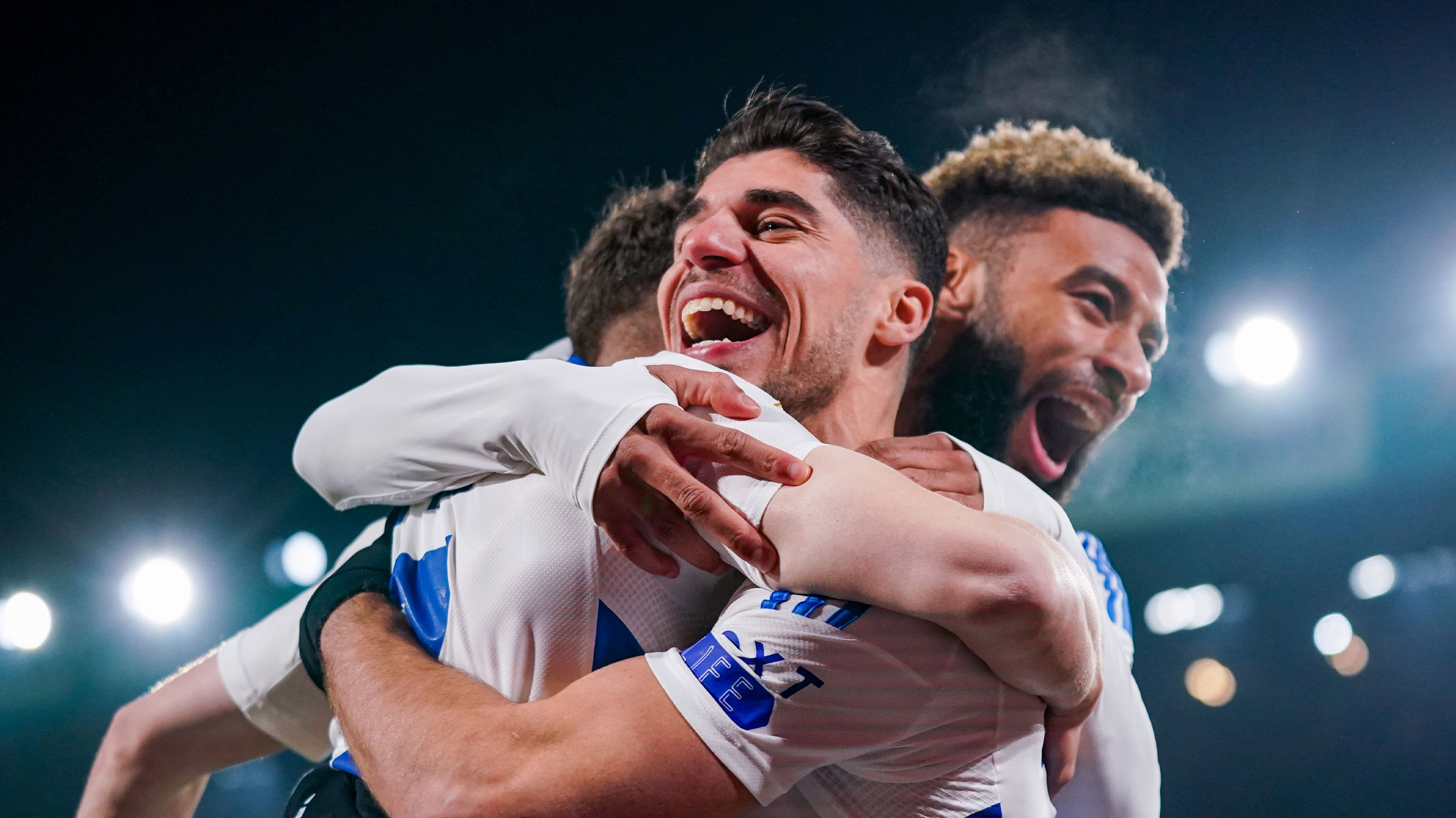 Manor Solomon: I feel the love and the warmth - Leeds United