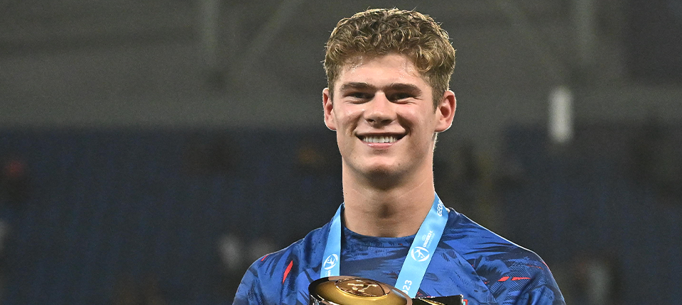 Charlie Cresswell named in England U21 squad - Leeds United