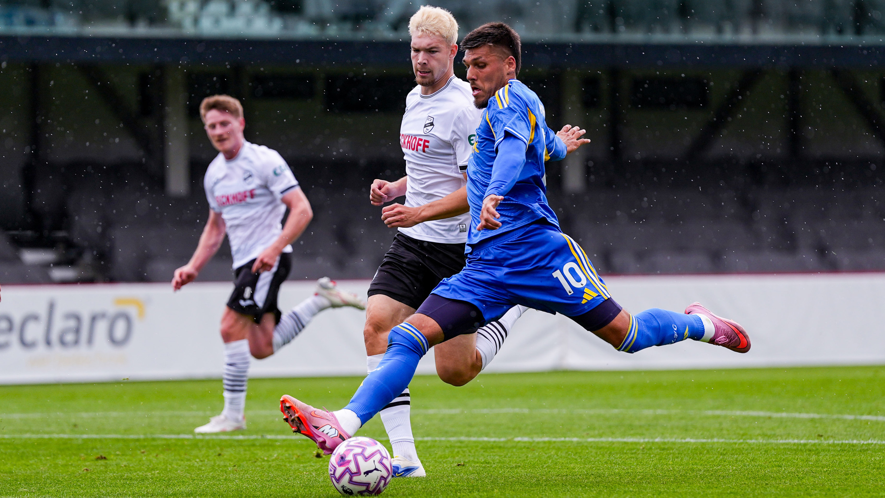 Dan James: Welsh Wizard! - Leeds United