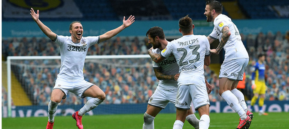 Report Leeds United 5 0 Stoke City Leeds United