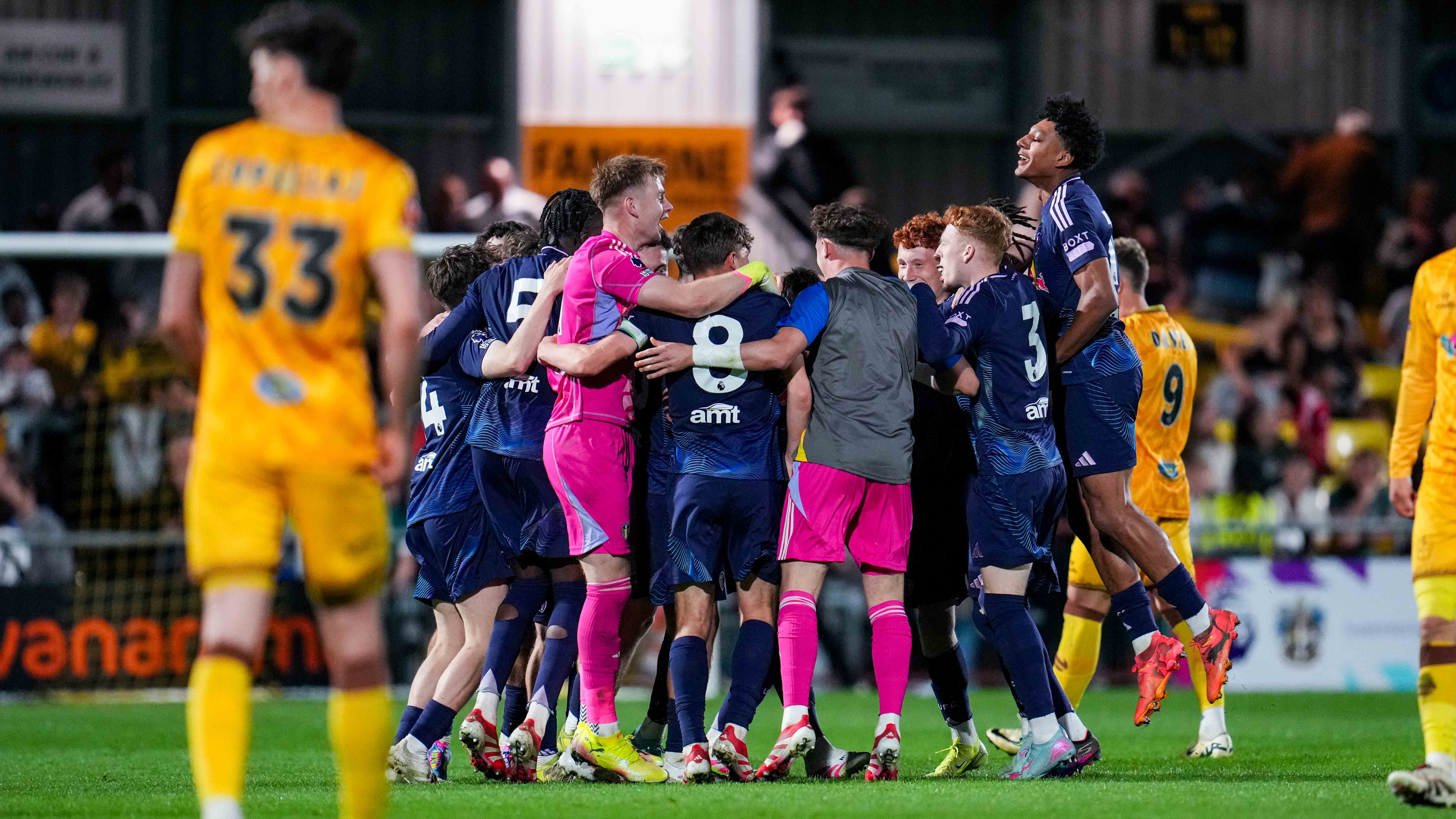 Highlights: Leeds United 7-0 Cardiff City - Leeds United
