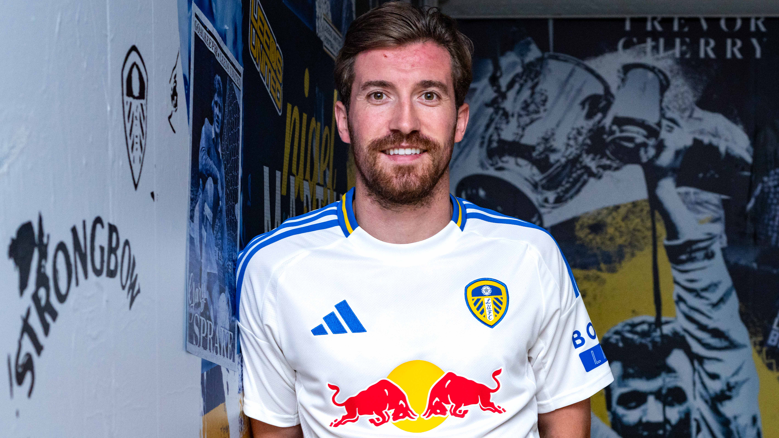 Joe Rothwell: First day at Leeds United - Leeds United