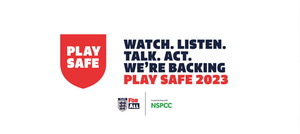Leeds United show support for the Play Safe weekend - Leeds United