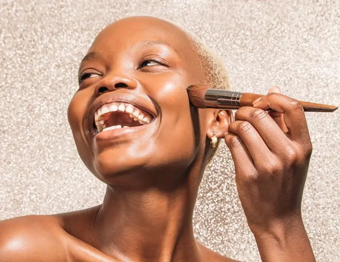 How Do Makeup Artists Prevent Flashback?