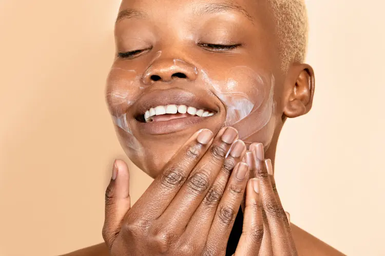 How to Choose the Best Acne Skin Care Creams and Treatments for Dry Skin