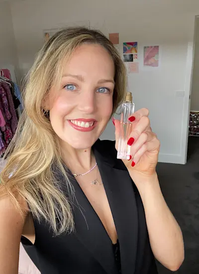 Emily Nolan - Author