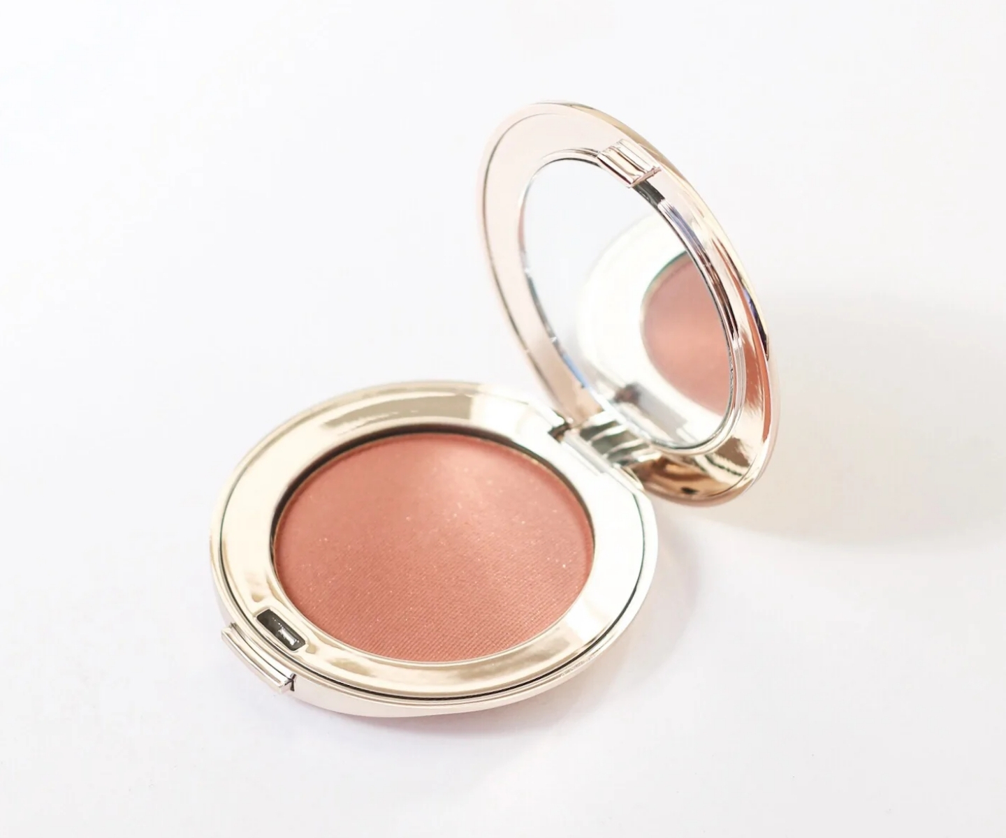 5 Jane Iredale Makeup Must-Haves