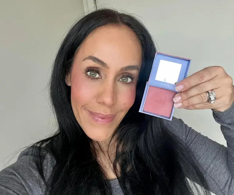 5 People Tried the New Blush That Comes in 12 Shades & Here’s What They ...