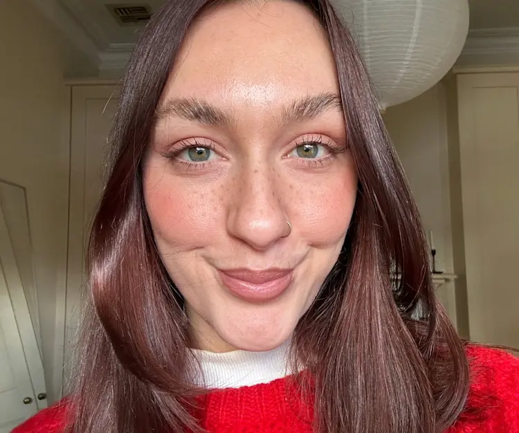 how to draw freckles on your nose