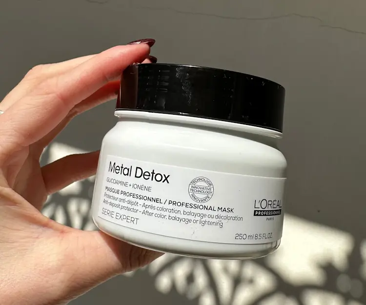 We Try the Metal Detox Oil That Promises Soft, Silky & Shiny Hair