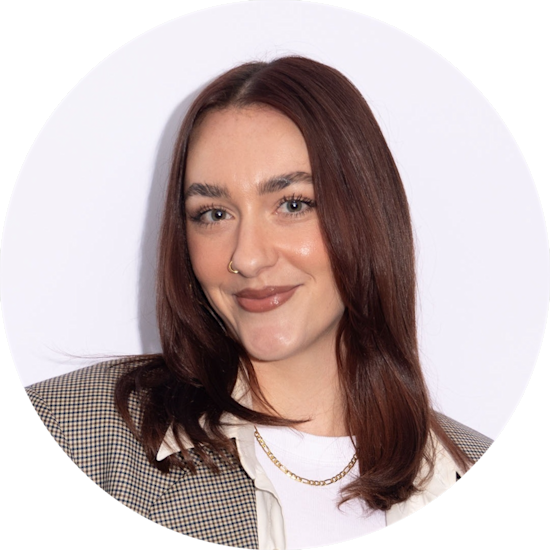 Jasmine Riley - Beauty Editor