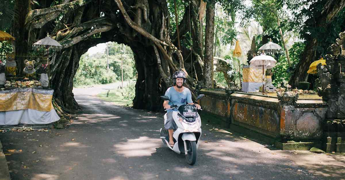 Cara Mengendarai Motor di Bali untuk Pemula dengan Percaya Diri ...
