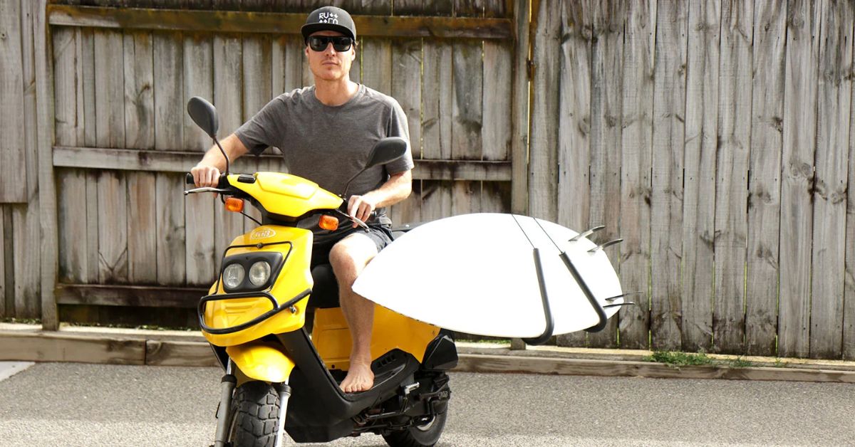 Cara Memasang Rak Papan Selancar ke Motor Anda - Cinchy Blog