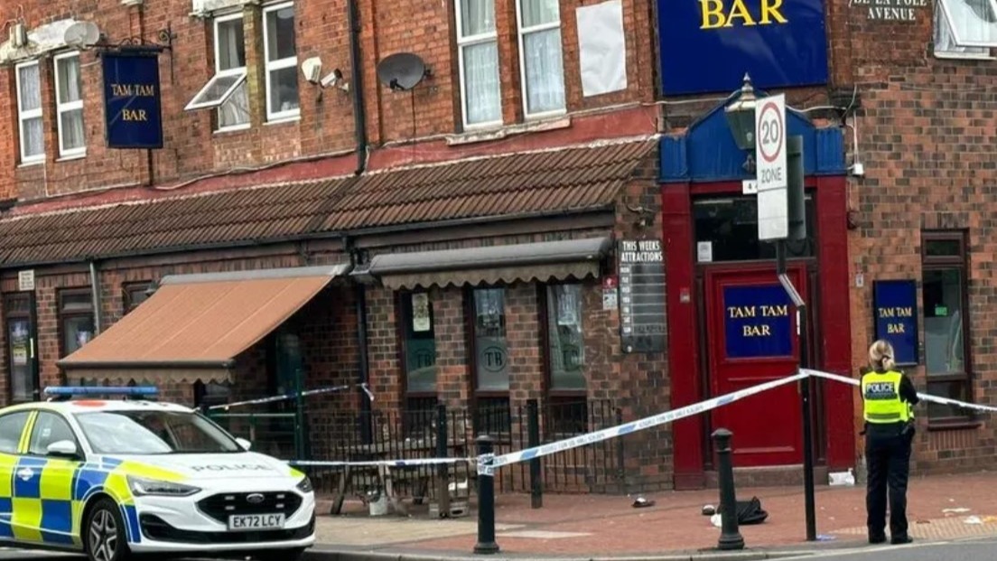 Woman held on suspicion of attempted murder after attack outside Hull ...