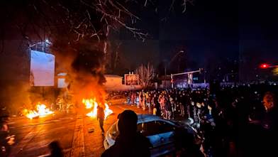 President Trump offers US support as over 500 protesters killed in Iran ...