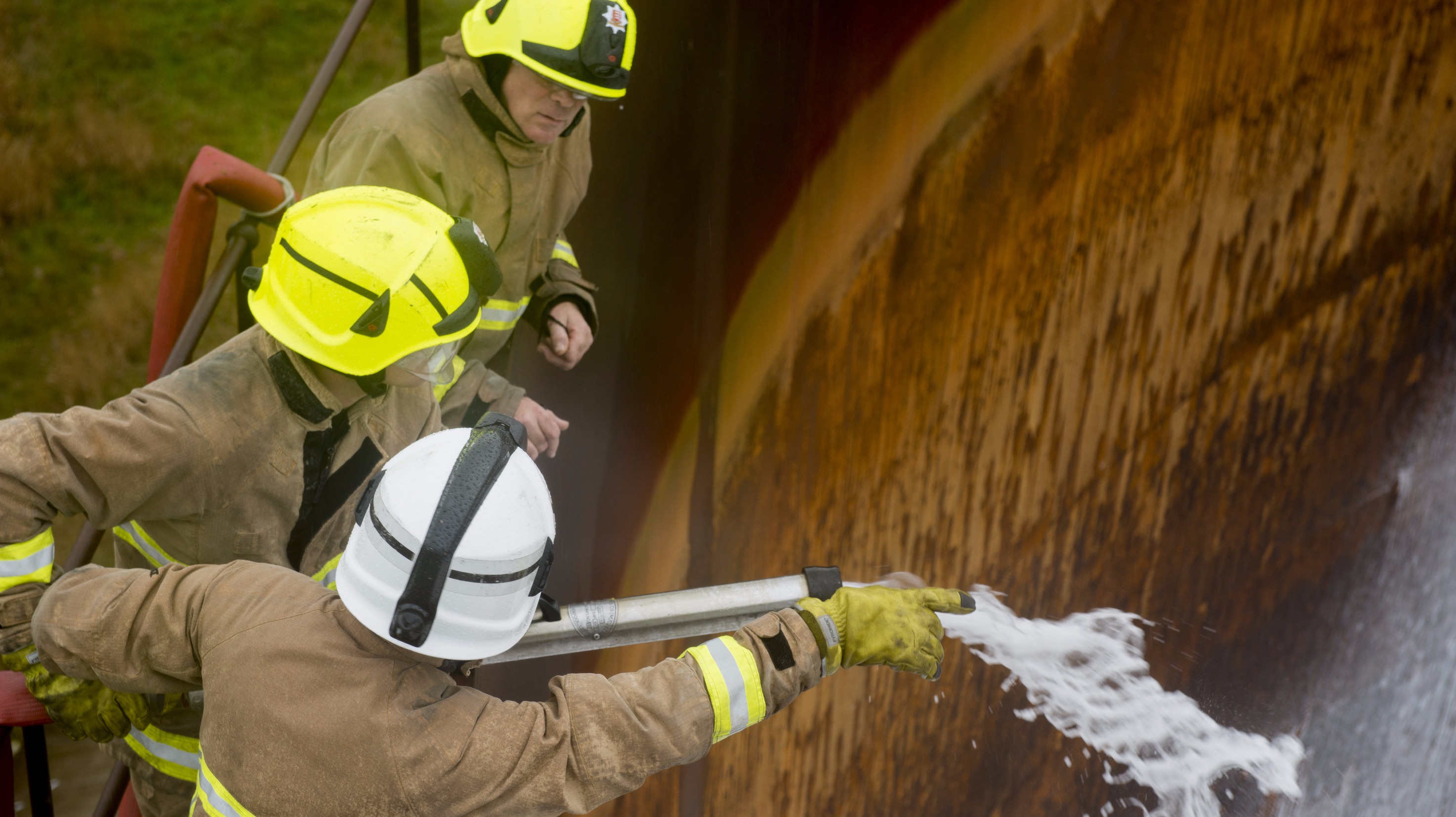 Essex firefighters practice putting out fire in oil storage tank | ITV ...