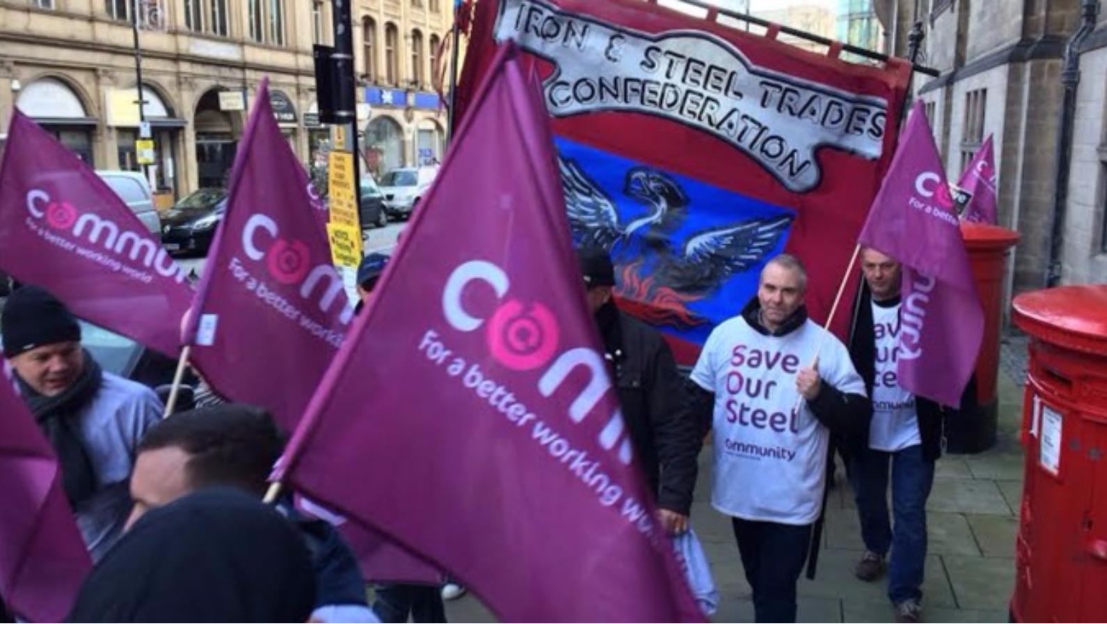 Steelworkers march in protest at crisis facing industry | ITV News