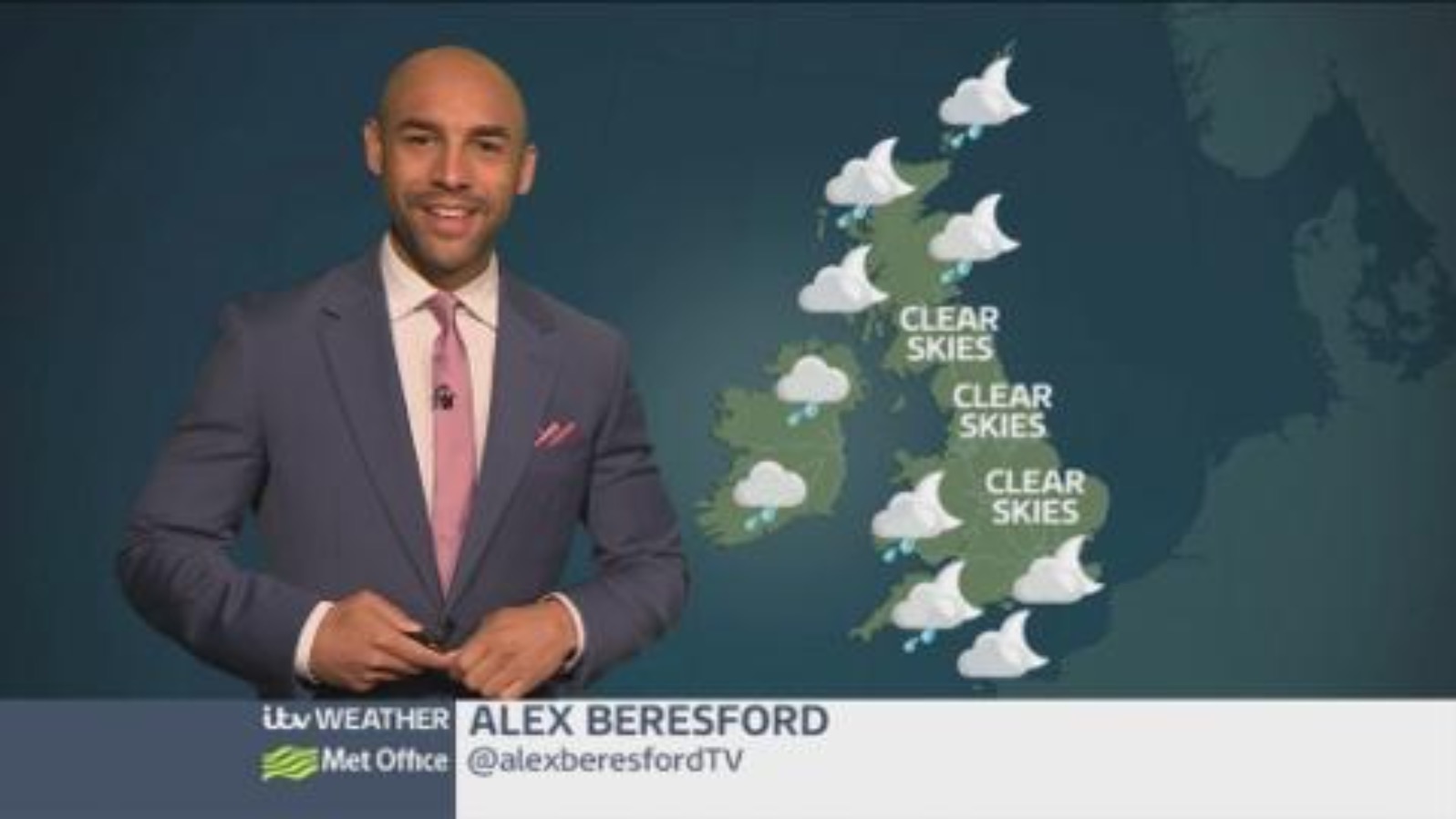 Some wintery blue skies | ITV News