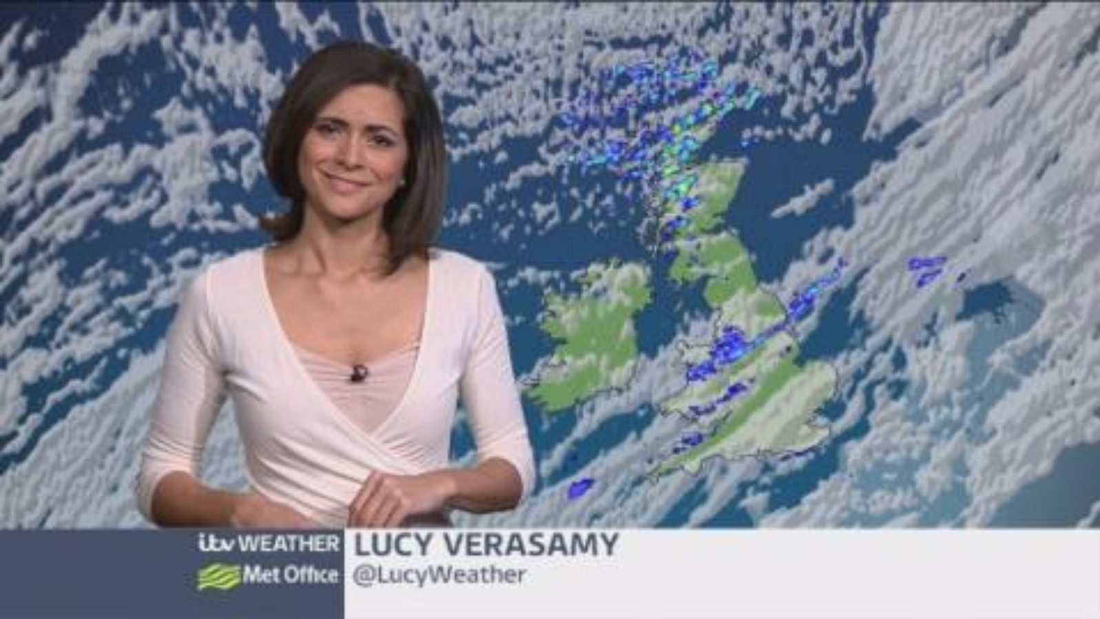 Weather: Much calmer and drier today after Storm Desmond | ITV News