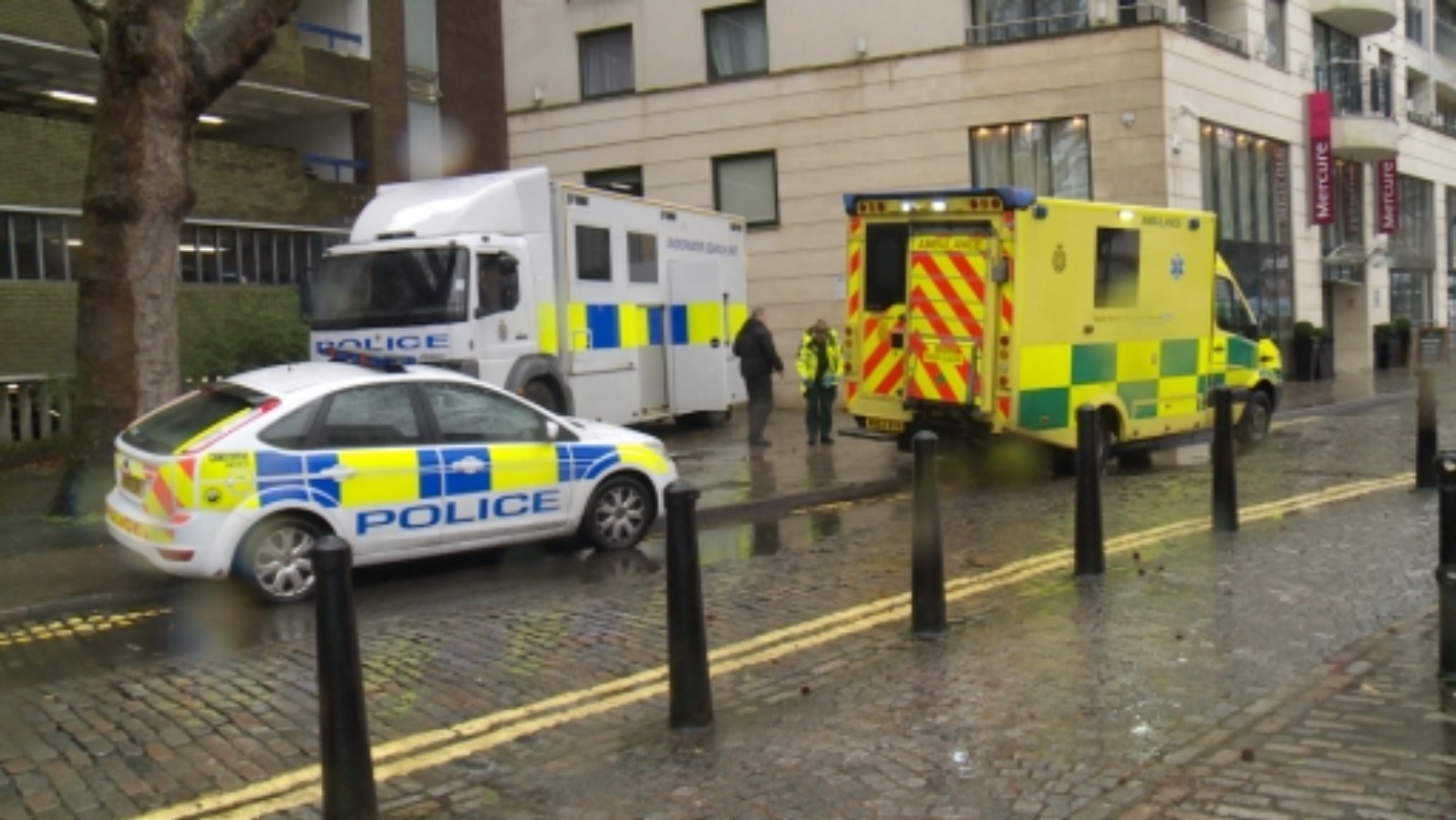 Police divers pull body from the river Avon in Bristol city centre ...
