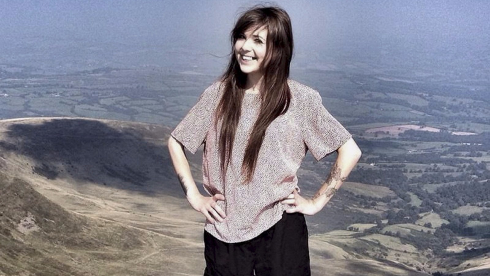 Woman apologises after being rescued from Ben Nevis in shorts, trainers ...