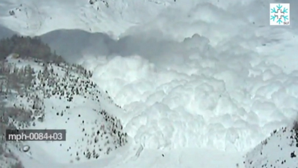 What makes an avalanche so dangerous? | ITV News
