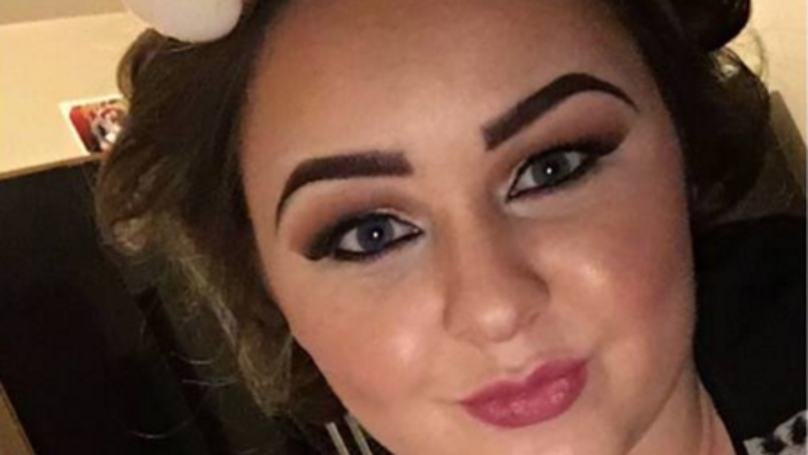 Sunbed warning as 20-year-old fights skin cancer | ITV News Granada