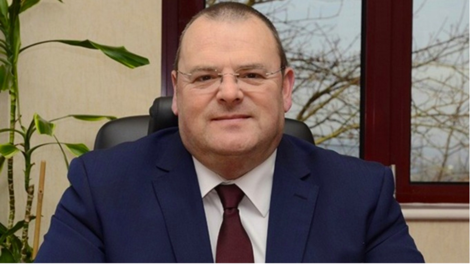 Hundreds expected at memorial for Sandwell Council leader | ITV News ...