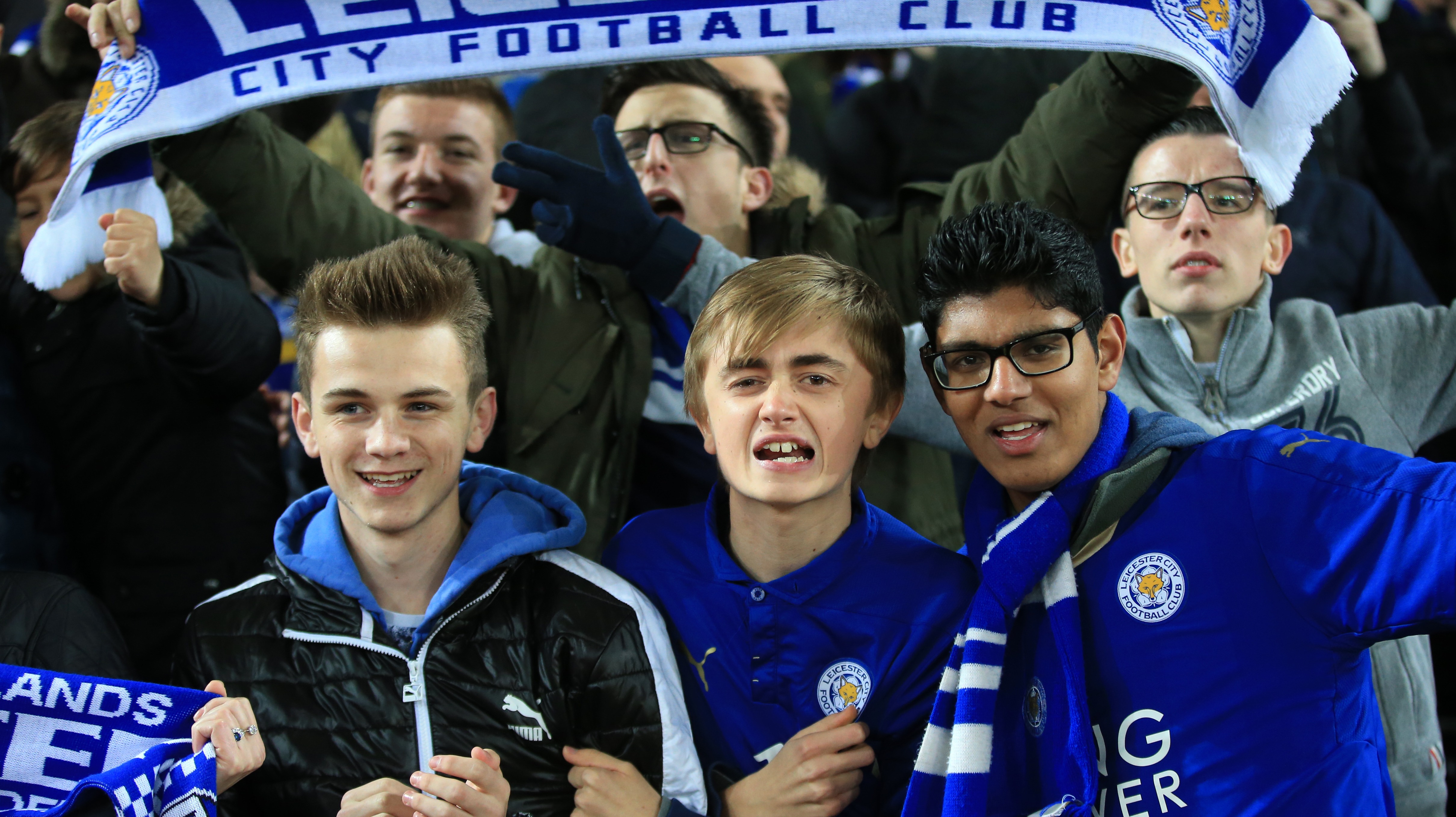 Leicester turns blue ahead of Premier League title match | ITV News