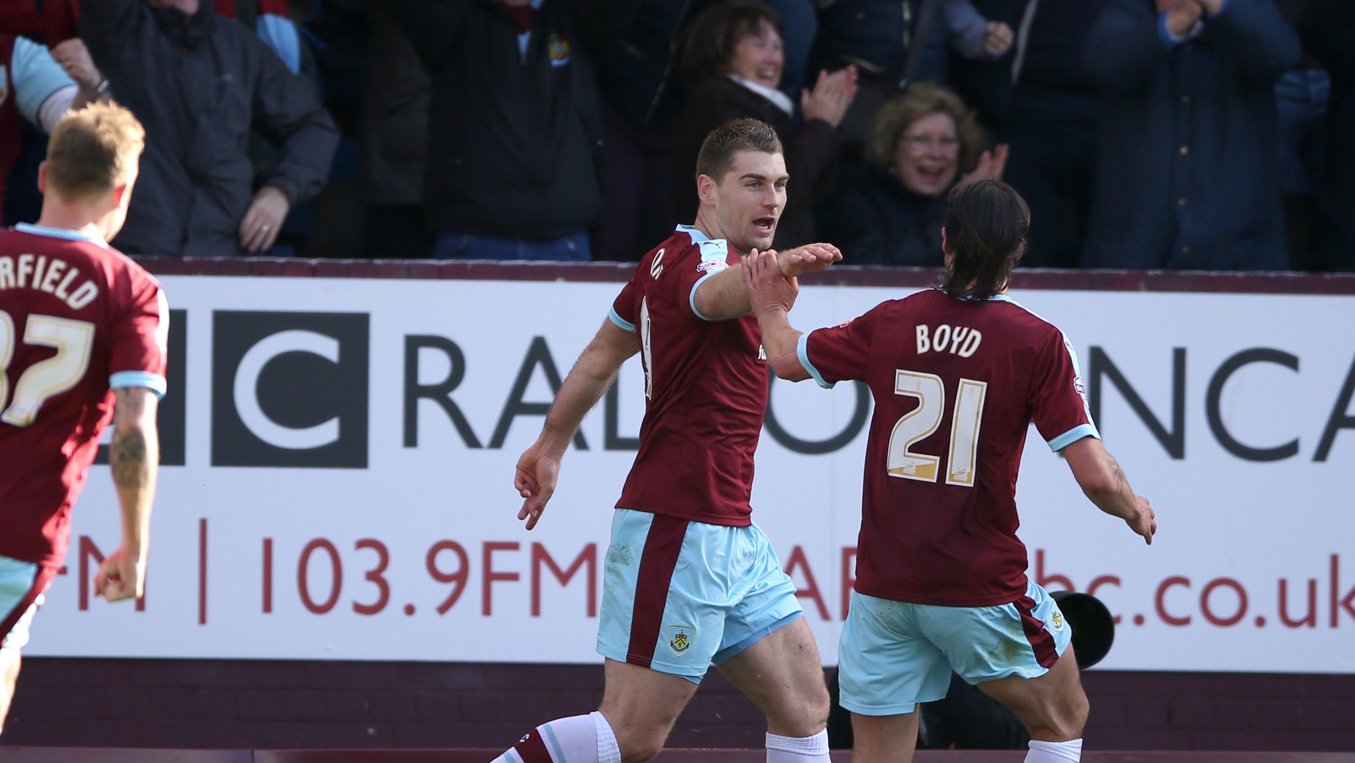 Burnley confirm Premier League promotion with QPR win | ITV News