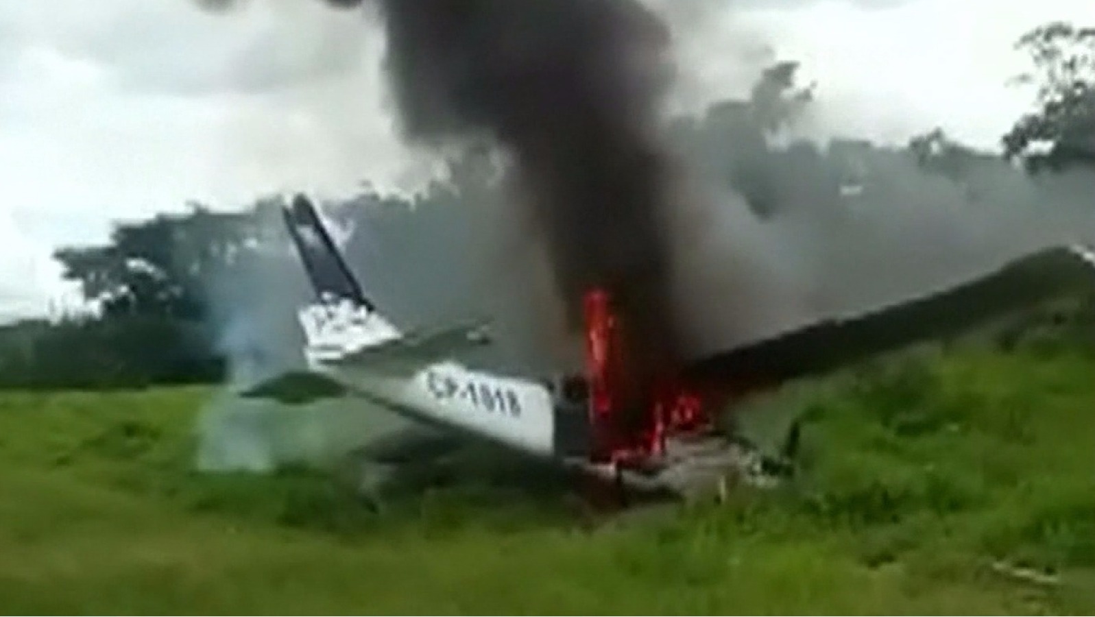 Footage shows police gun battle after suspected drug smuggling plane ...