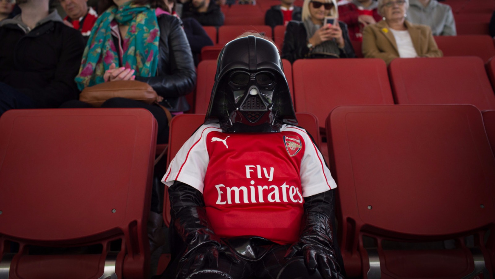 Dad dresses four-year-old son as little Darth Vader | ITV News London