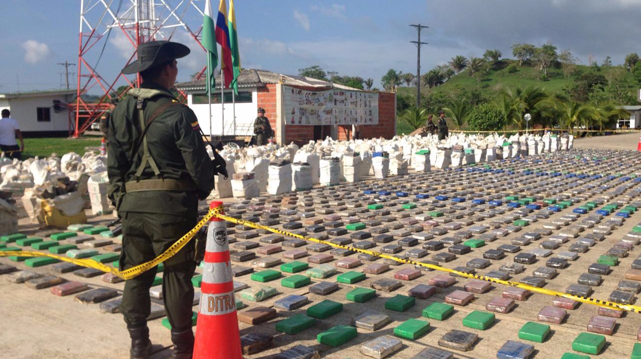 Colombian police seize eight tonnes of cocaine in 'biggest ever drugs ...