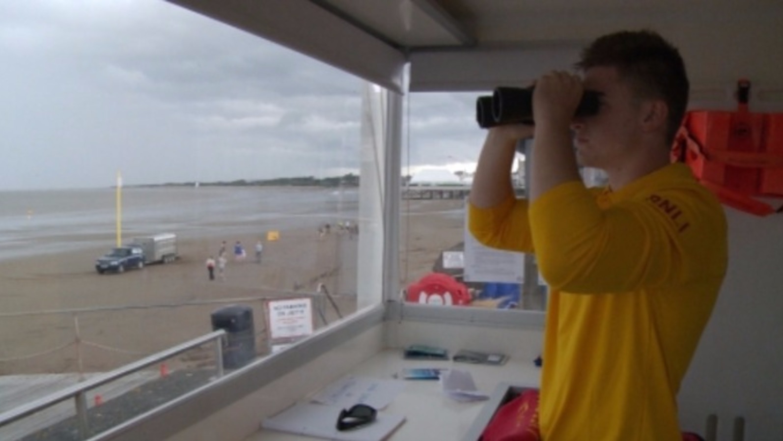 RNLI lifeguards make multiple rescues in the region this weekend | ITV ...