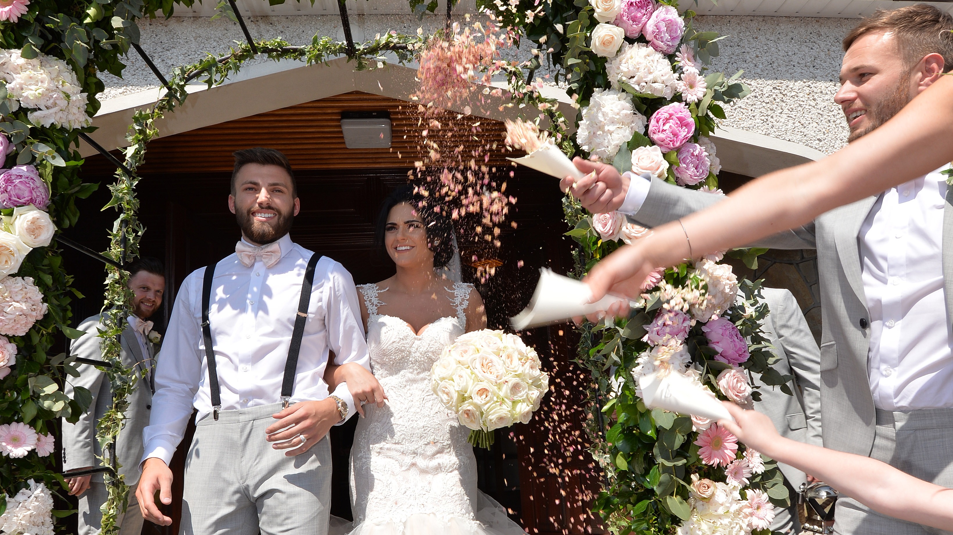 NI’s Stuart Dallas takes training break to wed | UTV | ITV News