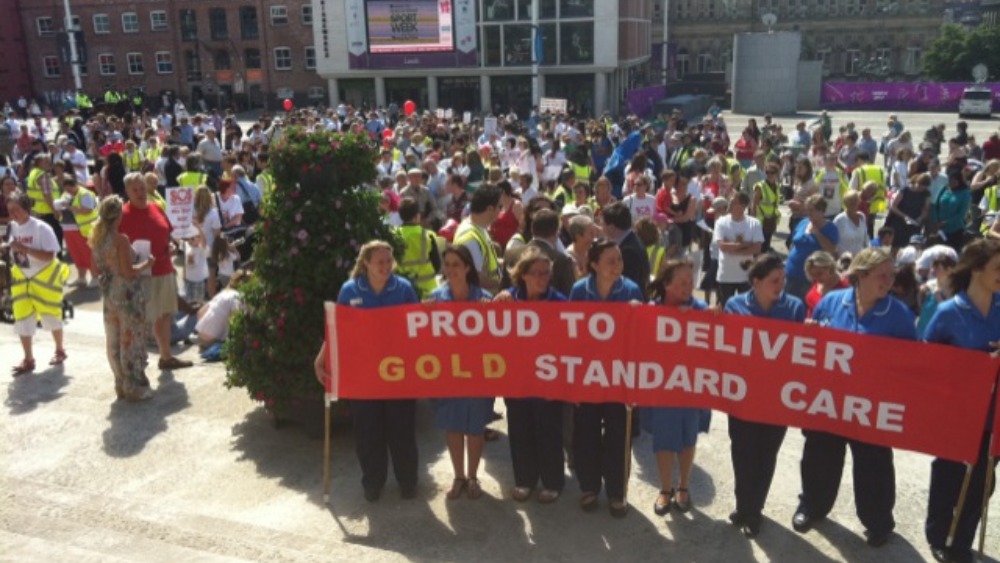 Hundreds gather to support the threatened Heart Unit | ITV News Calendar