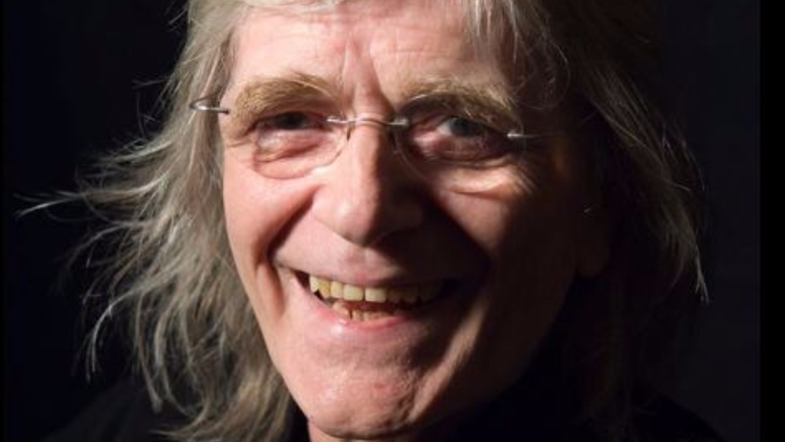 Former Wings guitarist Henry McCullough dies aged 72 | ITV News