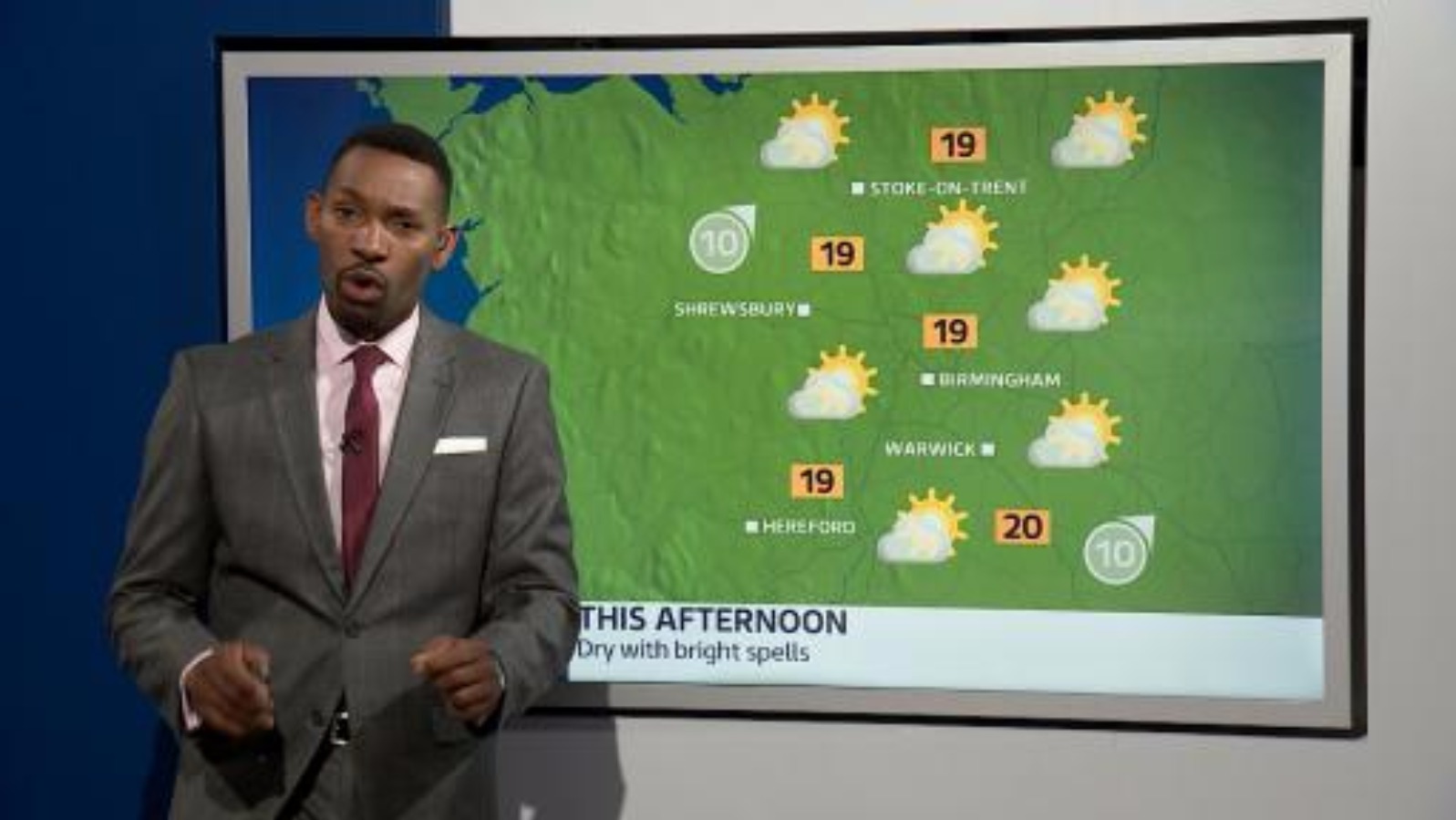 West Midlands Weather: Becoming cloudier, with rain and drizzle | ITV News Central