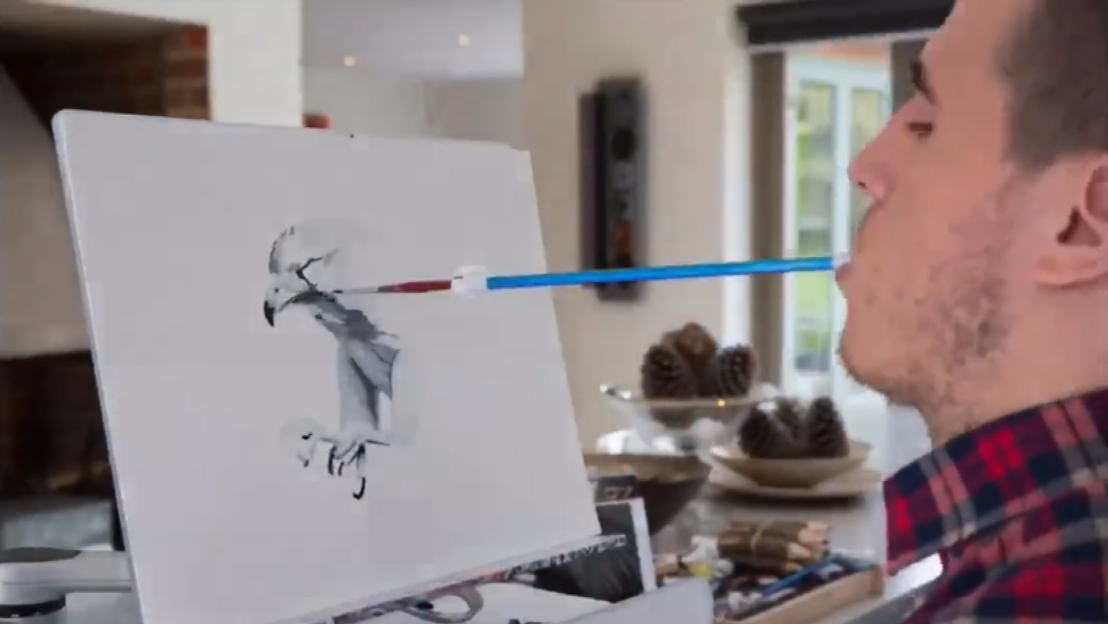 Mouth artist Henry Fraser posts video of first 18 months of his ...