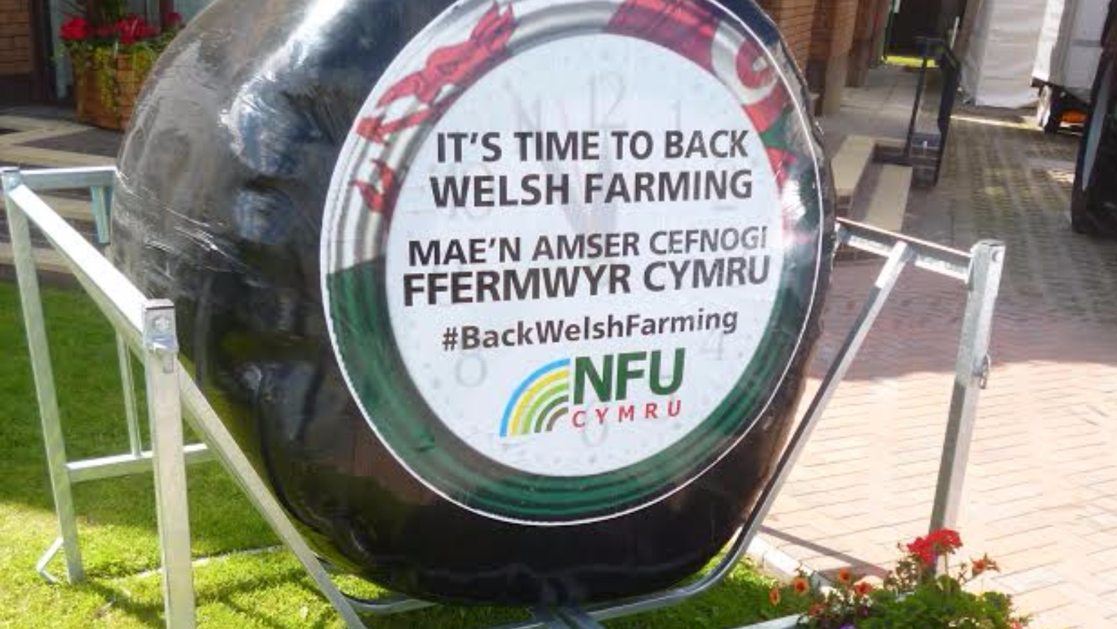 Royal Welsh Show visitors encouraged to support Welsh farmers | ITV ...