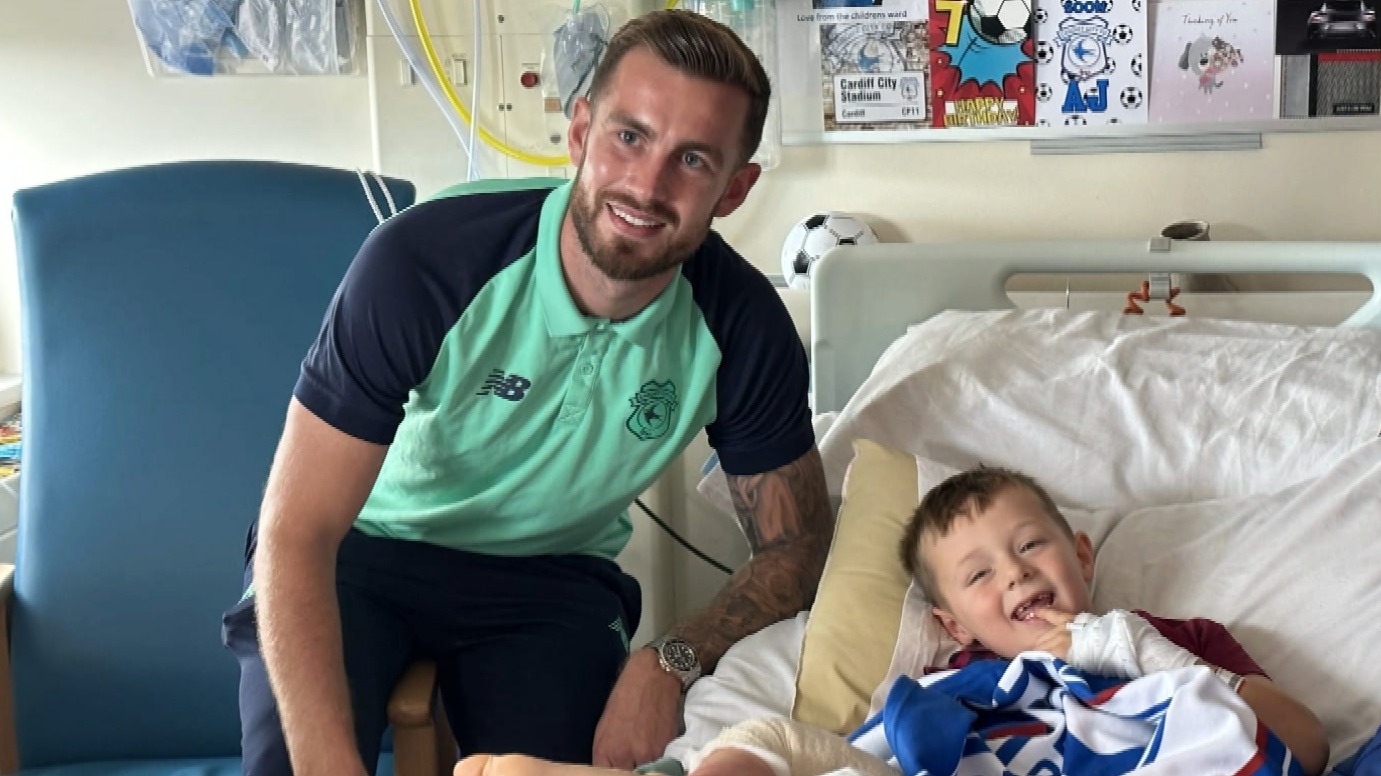 Boy walks again for first time since breaking leg after surprise visit ...