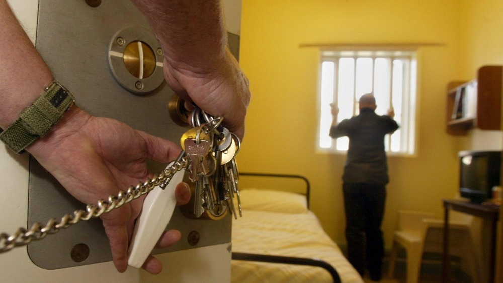 Prison inspector reports on 'vulnerability' of young offenders at ...