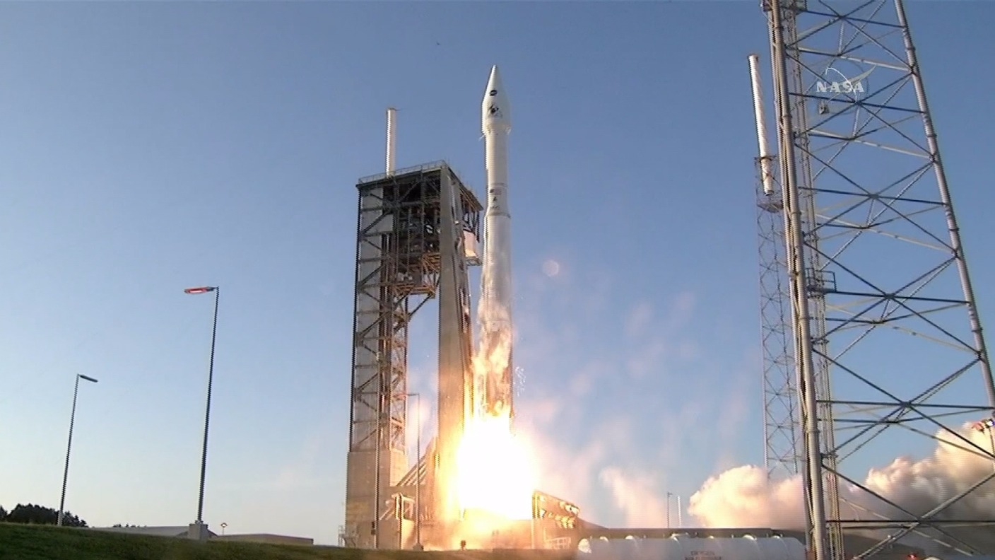 NASA fires rocket to asteroid 'which could hit Earth' | ITV News