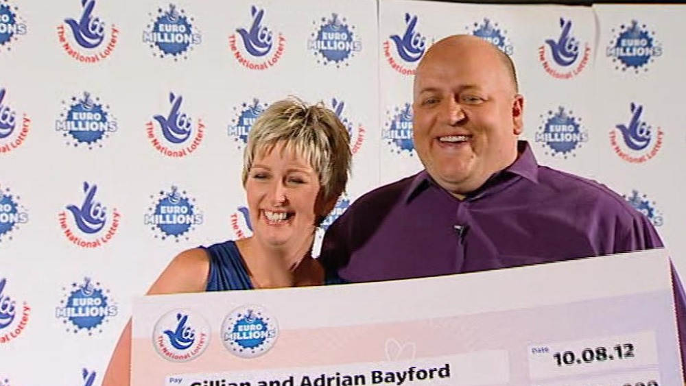 Suffolk couple become UK's second biggest lottery winners | ITV News