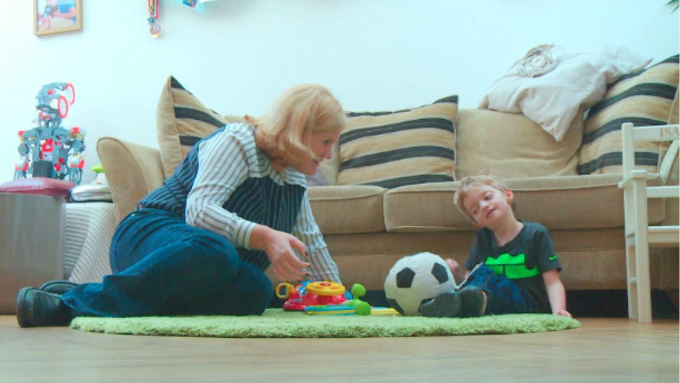 Cardiff mum recognised at national awards ceremony | ITV News Wales