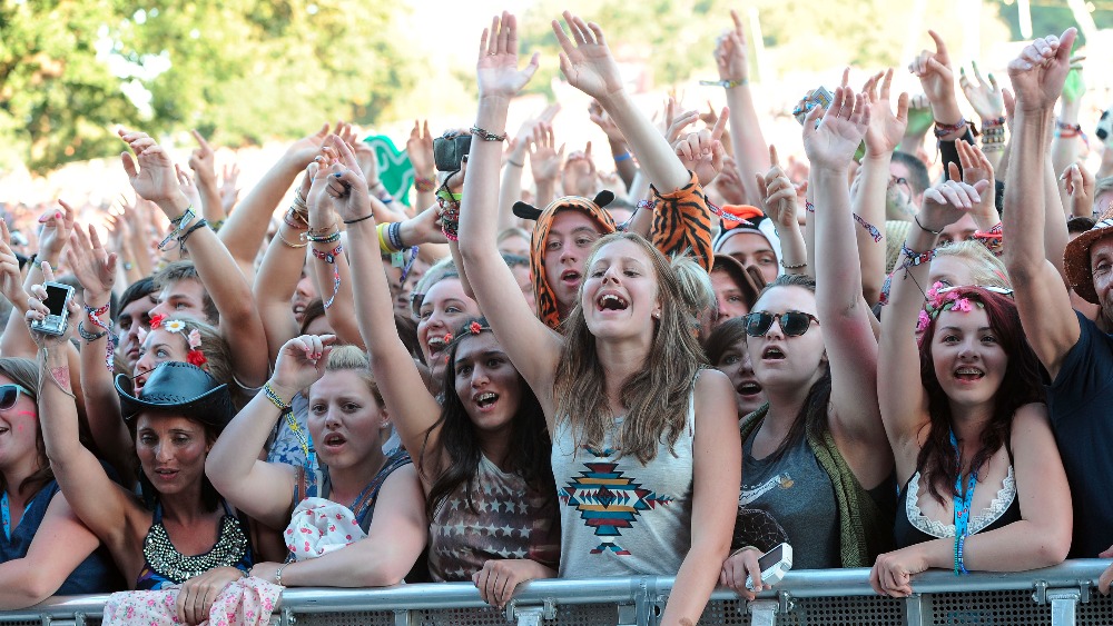 Delays expected as thousands head to V Festival | ITV News Central