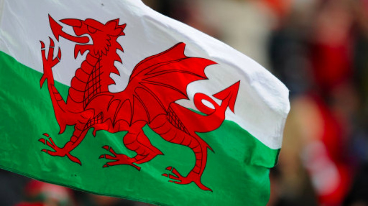People encouraged to speak Welsh on 'Shwmae Day' | ITV News Wales