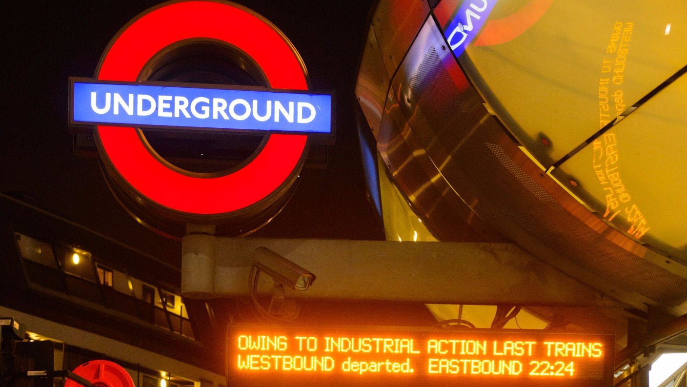 Tube stations and bus stops set to carry signs with warning system for ...